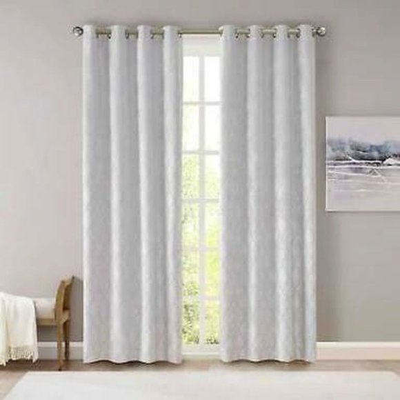 Sunsmart | Wall Decor | Sunsmart Taylor 5 X 95 Diamond Jacquard Total ...